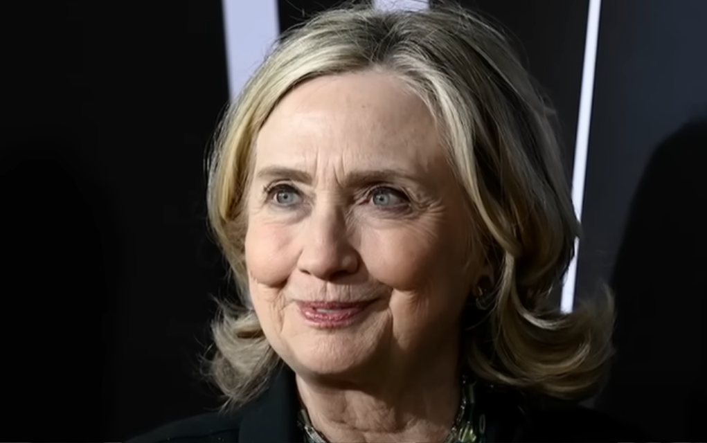 Hillary Clinton asked a question on CNN that is blowing everyone’s ...